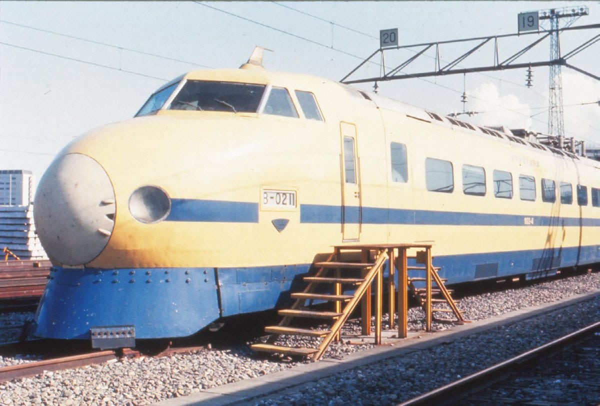 「ドクターイエローの歴史」ついに引退を発表…昭和・平成・令和と3つの時代を走り続けてきた4世代にわたる進化の系譜を解説｜【公式】MonoMasterWeb